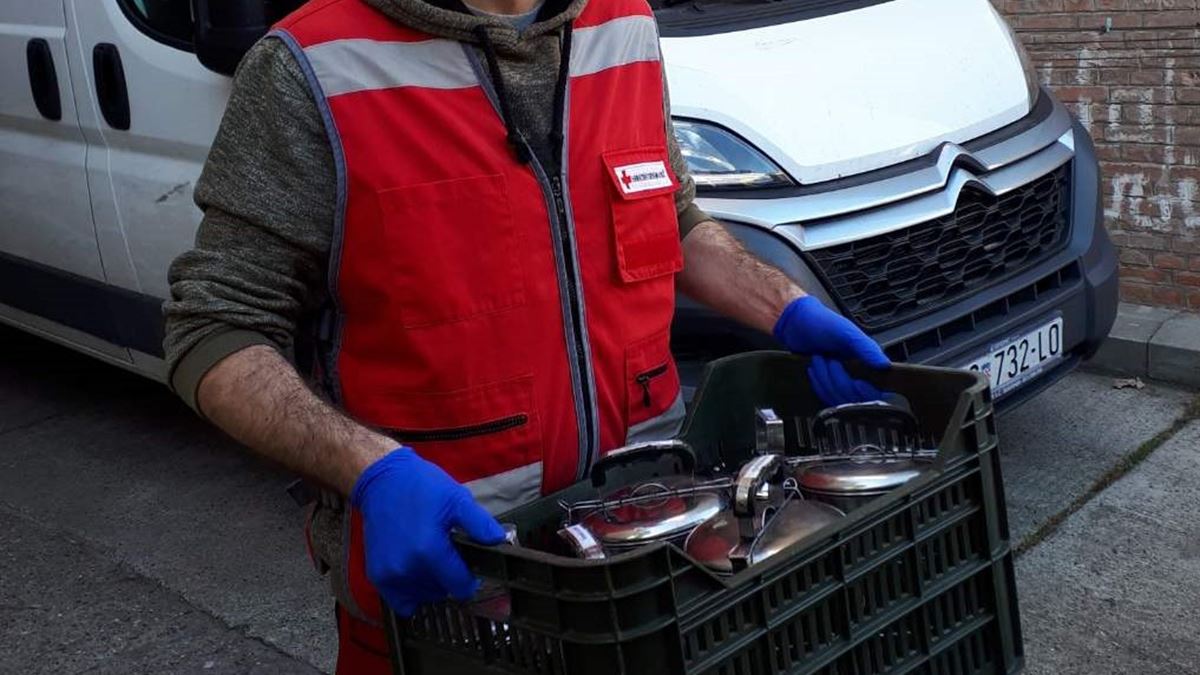 COCA-COLA'S EASTER PRESENT FOR SOUP KITCHENS